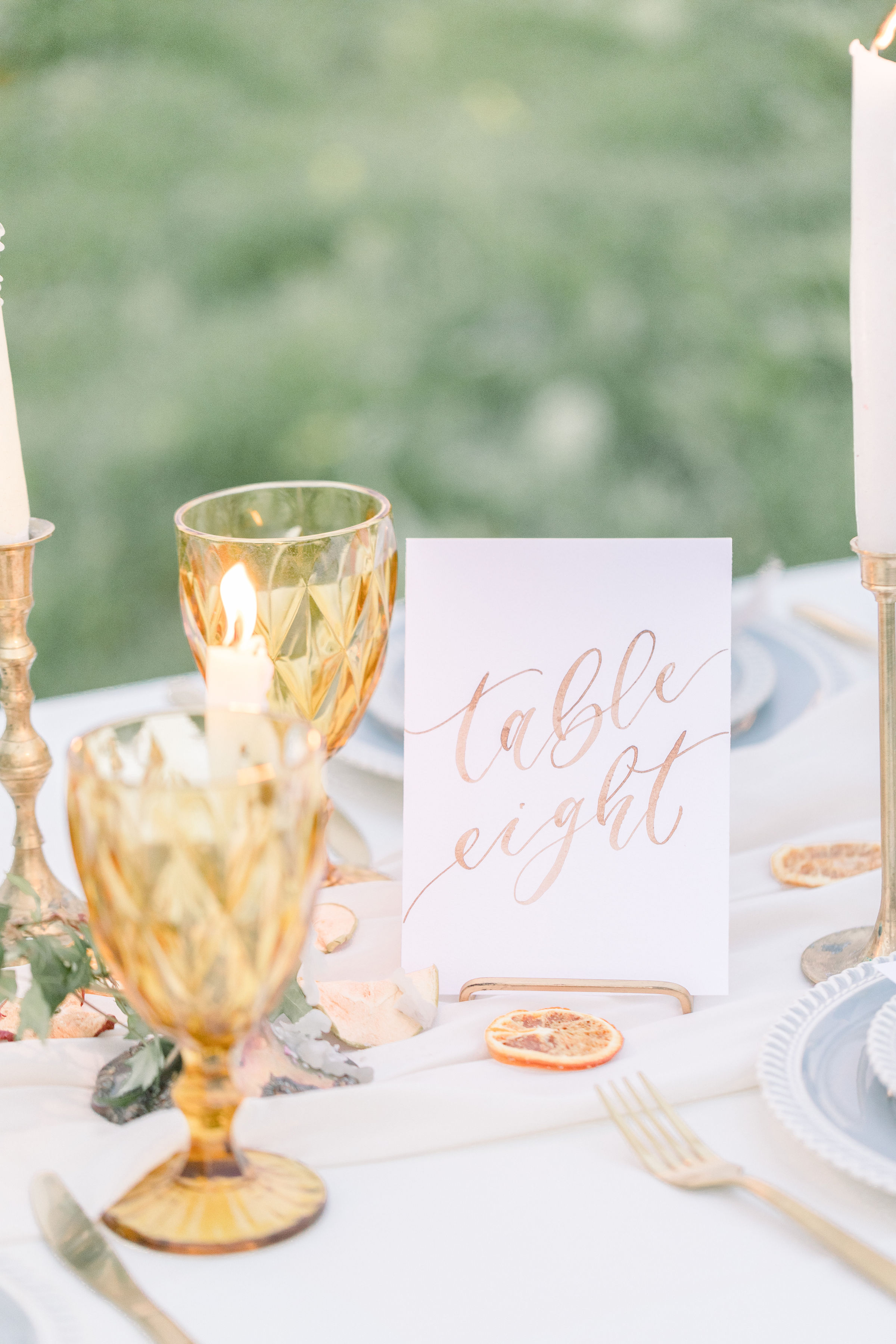 8 Ways to Make your Reception Table As Unique as You! – Sam Allen Creates